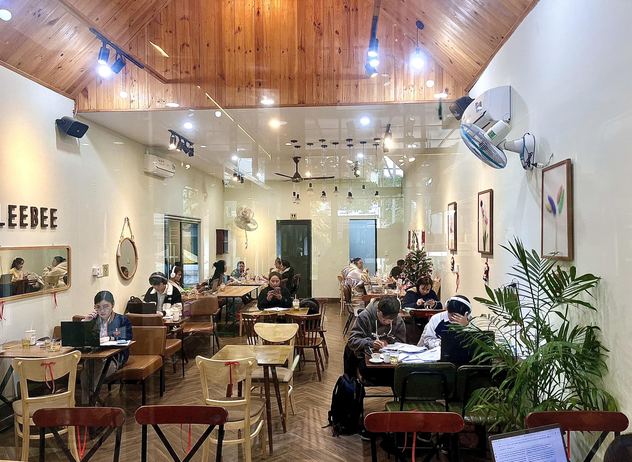 Đánh giá LeeBee Tea – Coffee - 168 Phan Thúc Duyện, Điện An, Điện Bàn ...