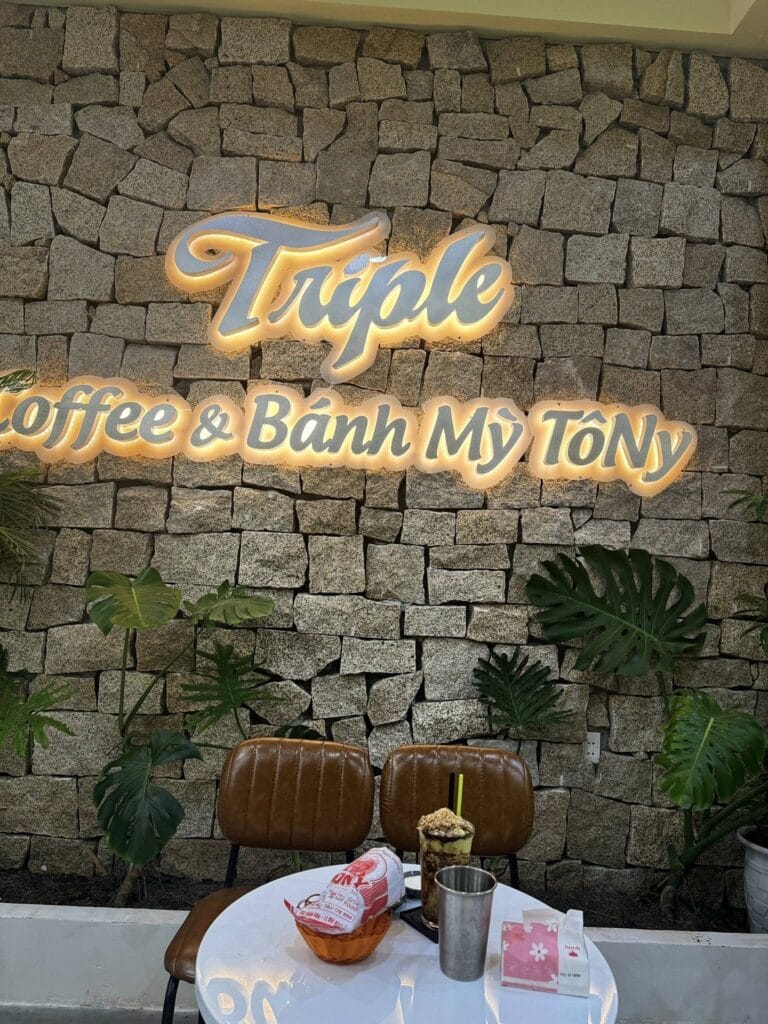 Đánh giá Triple Coffee - Đường 70 Phạm Tú, Sơn Trà, Đà Nẵng